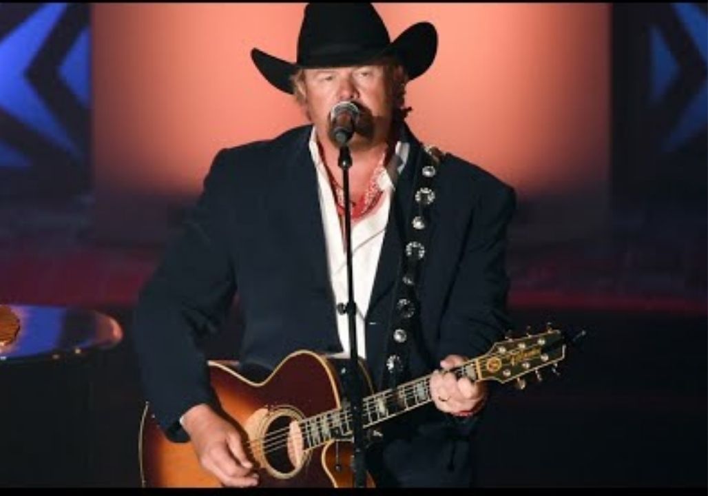 Toby Keith - Hope On The Rocks - Em Mai