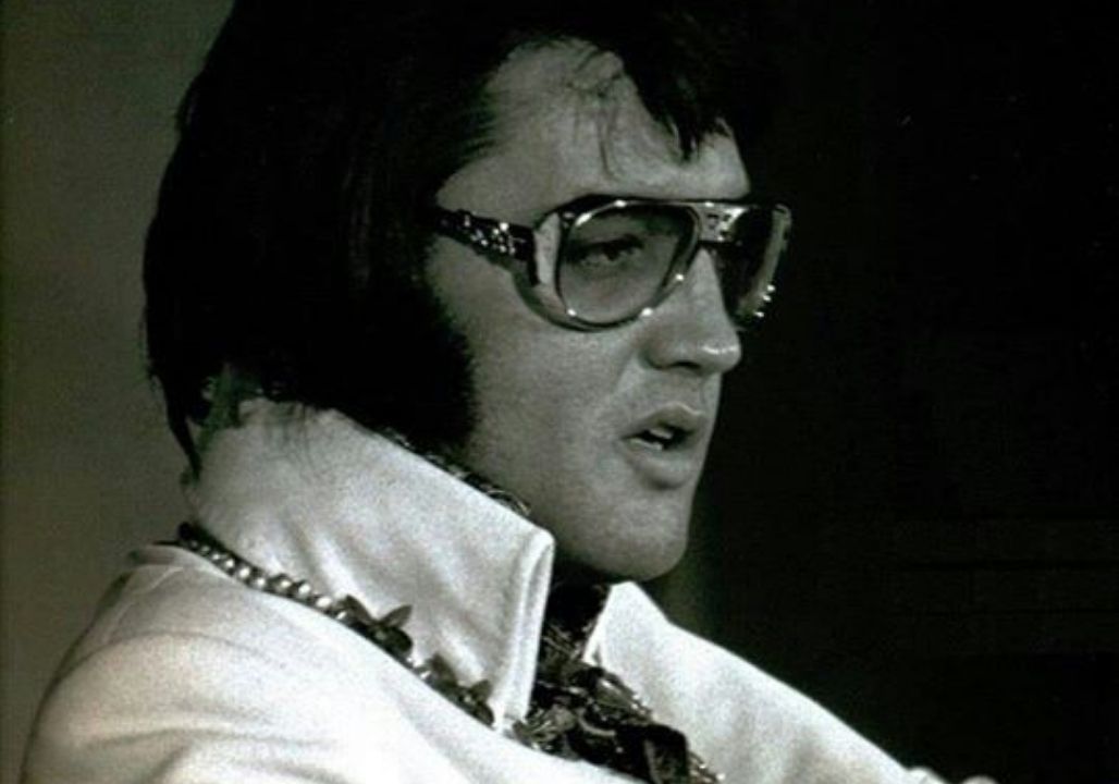 Never Seen Before Footage Of Elvis Presley! (On his last days alive ...